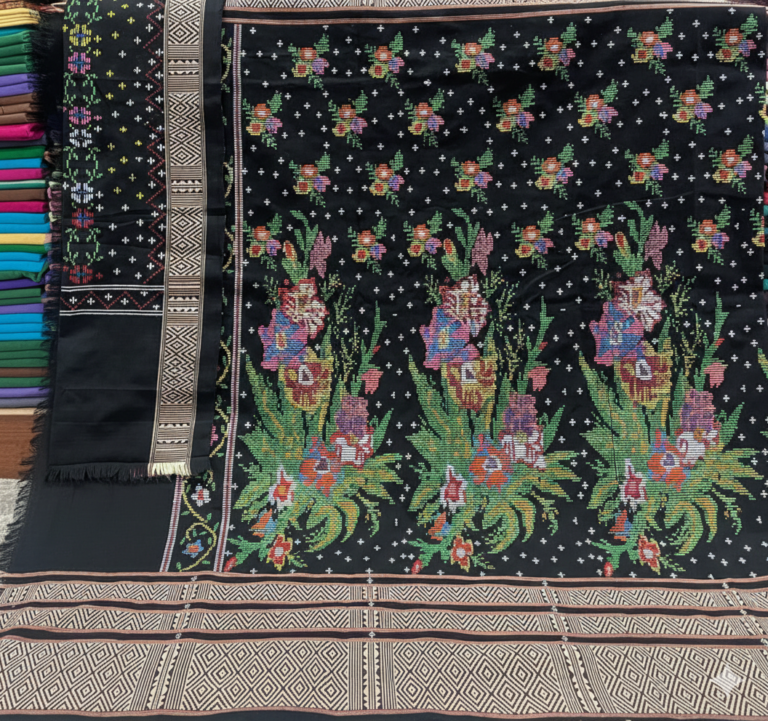 Dakmanda 2-Piece With Chuni for Wome